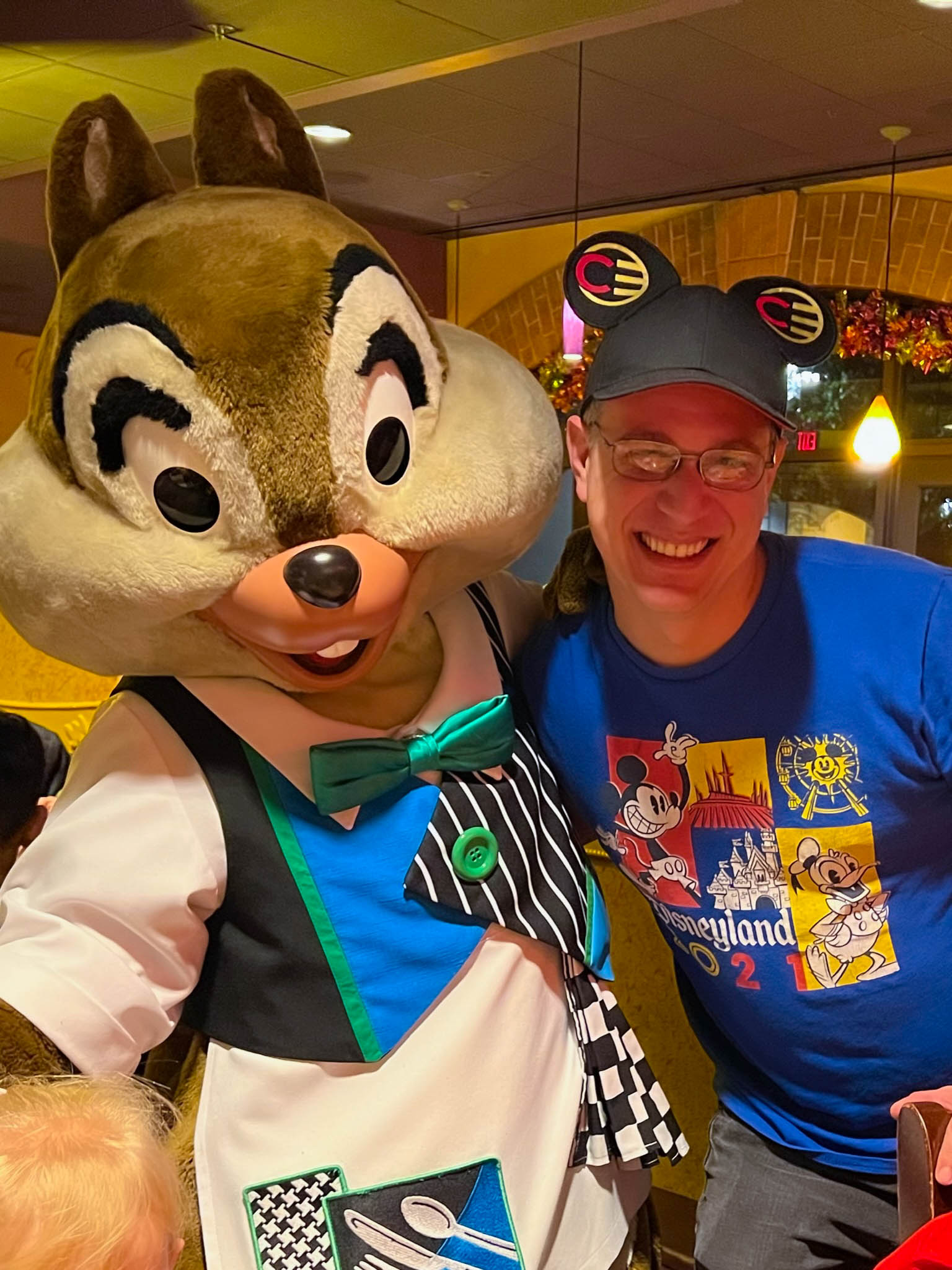 Dining With Your Disney Pals - ConciEARS Disney Vacation Planners